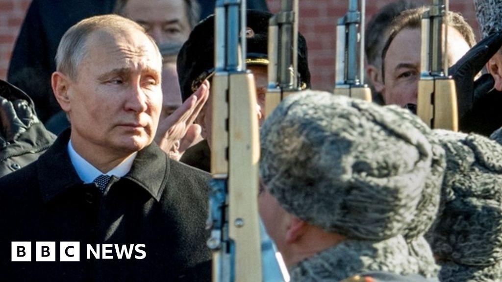 Russia v the West: Is this a new Cold War? - BBC News
