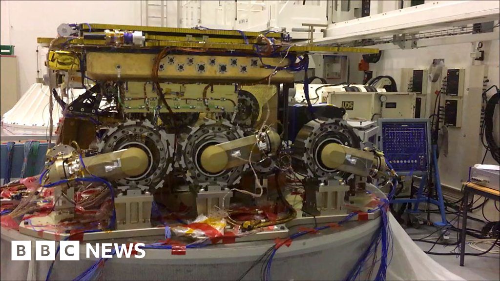Rover test: What's it like to ride a rocket to Mars? - BBC News