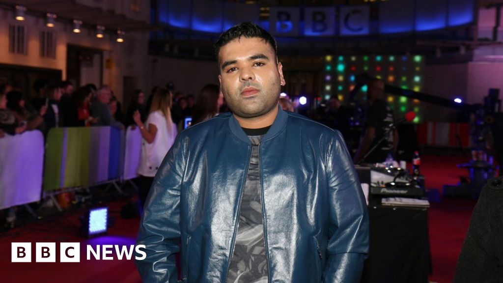 Naughty Boy: New album out at Christmas - BBC News