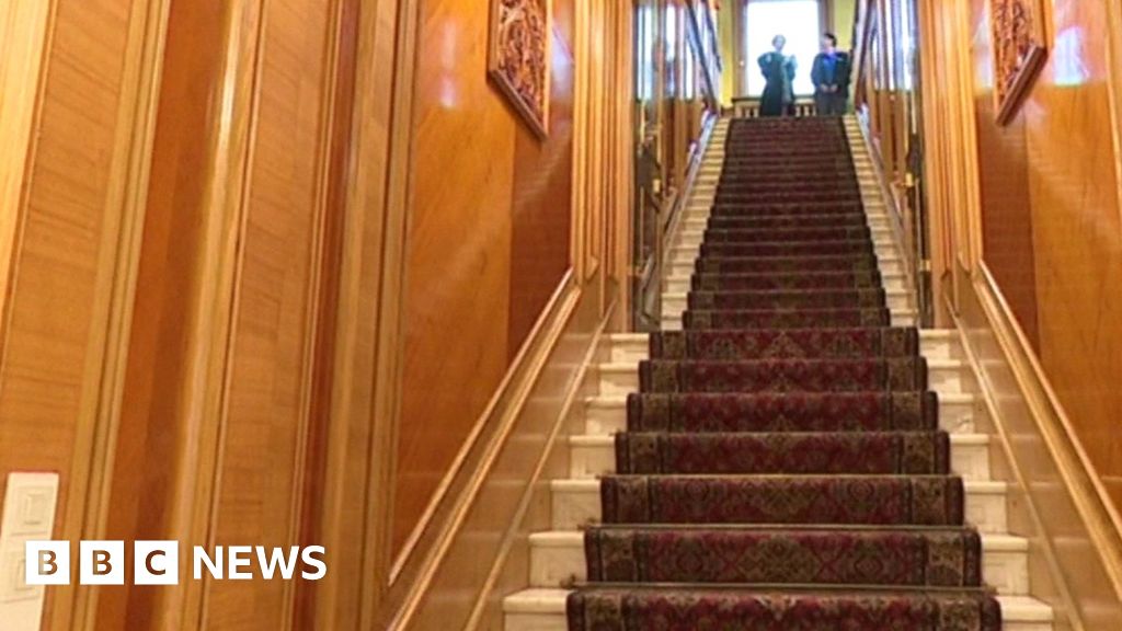 Ceausescu family home opened to public in Romania - BBC News