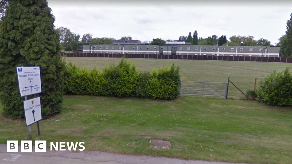 Standford Hill: Open prison praised in inspection report - BBC News