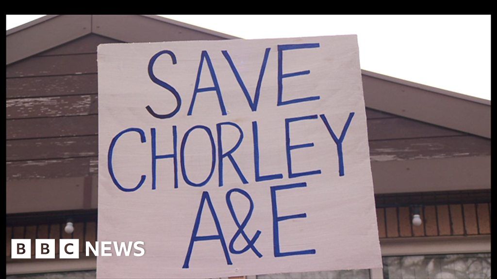 Chorley MP's fury over extended A&E closure - BBC News