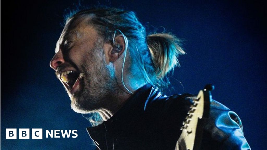 Radiohead release Spectre as free download - BBC News