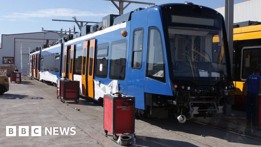 Sheffield to Rotherham tram-train arrives in England - BBC News