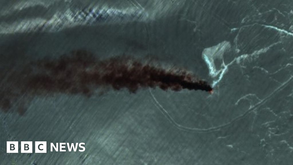 Gulf of Oman tanker attacks: What could be Iran's motive? - BBC News