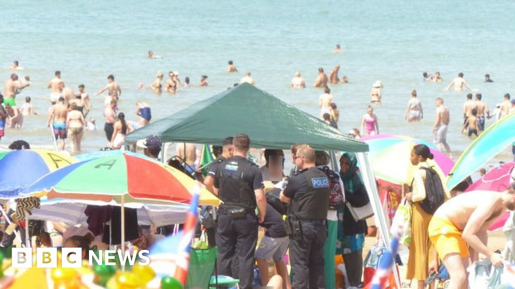 Margate brawl: Man arrested over fight on beach
