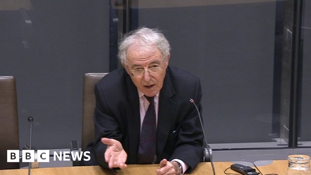 Wales no longer significantly underfunded, Holtham says - BBC News