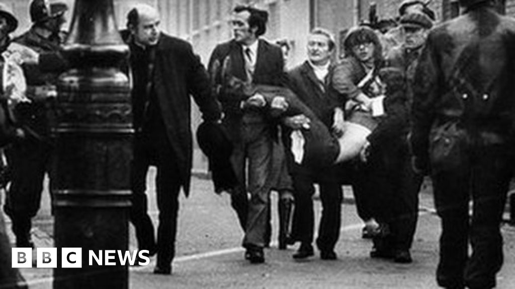 Bloody Sunday report submitted to PPS - BBC News
