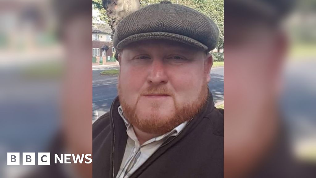 Hull: Hessle Road murder victim named as Jason Whincup