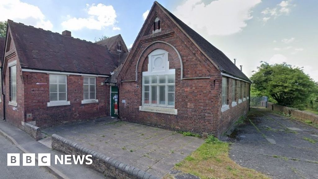 Telford rental homes plans passed amid opposition - BBC News