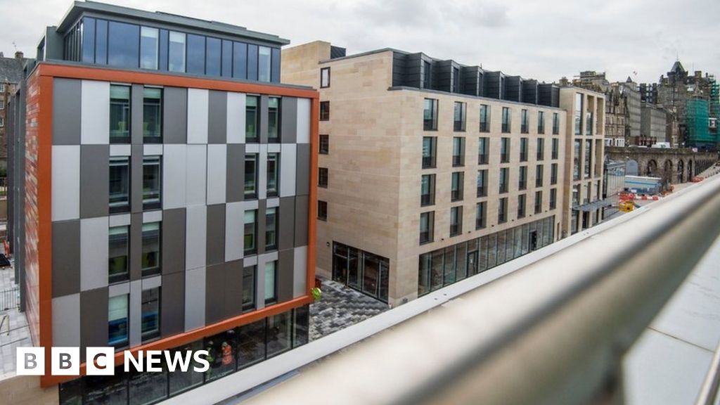 Premier Inn invests £35m in Edinburgh hotels - BBC News