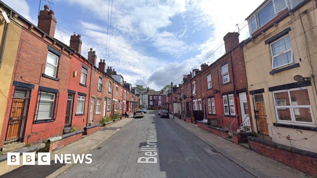 Harehills: Two men arrested after man attacked by armed group Harehills: Two men arrested after man attacked by armed group