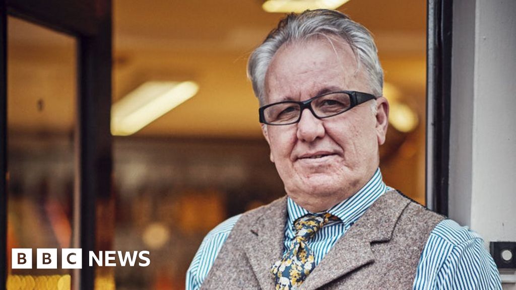 Small Business Leadership Programme gives hope for 'survival' - BBC News