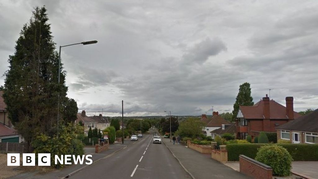 Hednesford deaths: Two bodies found in house - BBC News