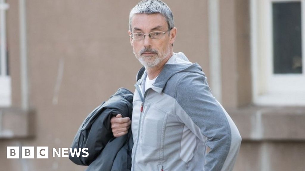 Roger Curry: Man jailed for Hereford mystery man plot - BBC News