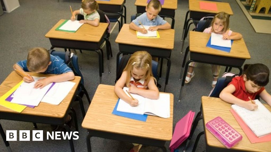 Primary places - wide local variations emerging - BBC News