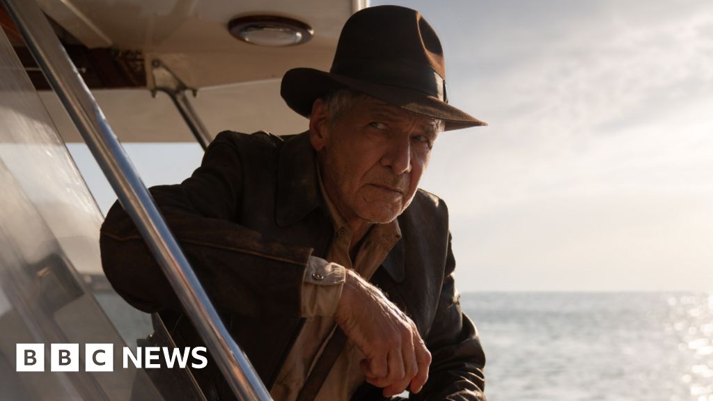 Indiana Jones: Car buyer discovers new motor stars in film - BBC News