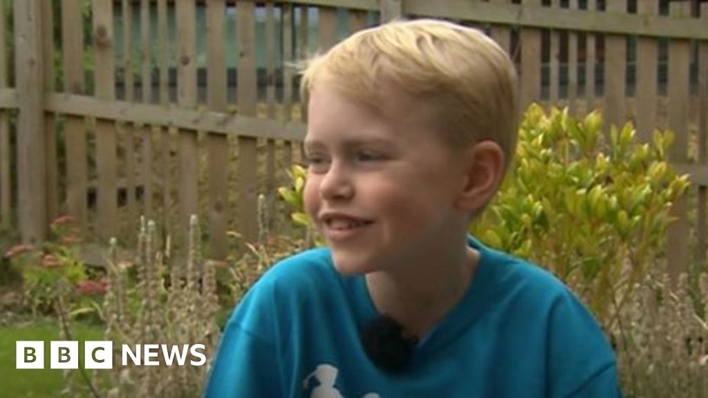 Max Johnson, 9, recovers from heart op in Newcastle - BBC News