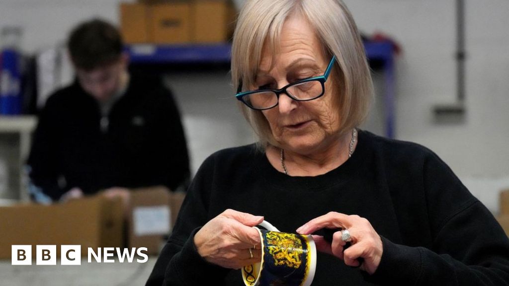 Official coronation chinaware made in Stoke-on-Trent unveiled
