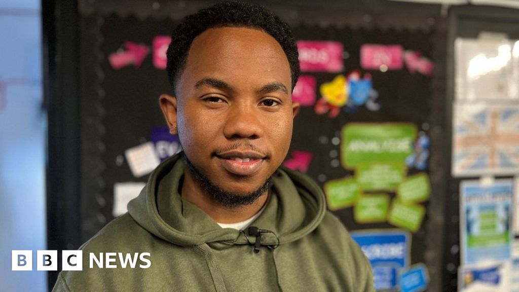 Theo Johnson: Knife crime fuels filmmaker's desire for change - BBC News