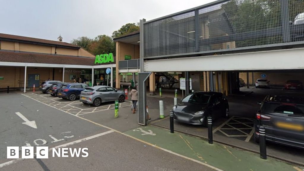 Gravesend Asda attack: Boys arrested over pensioner escalator assault