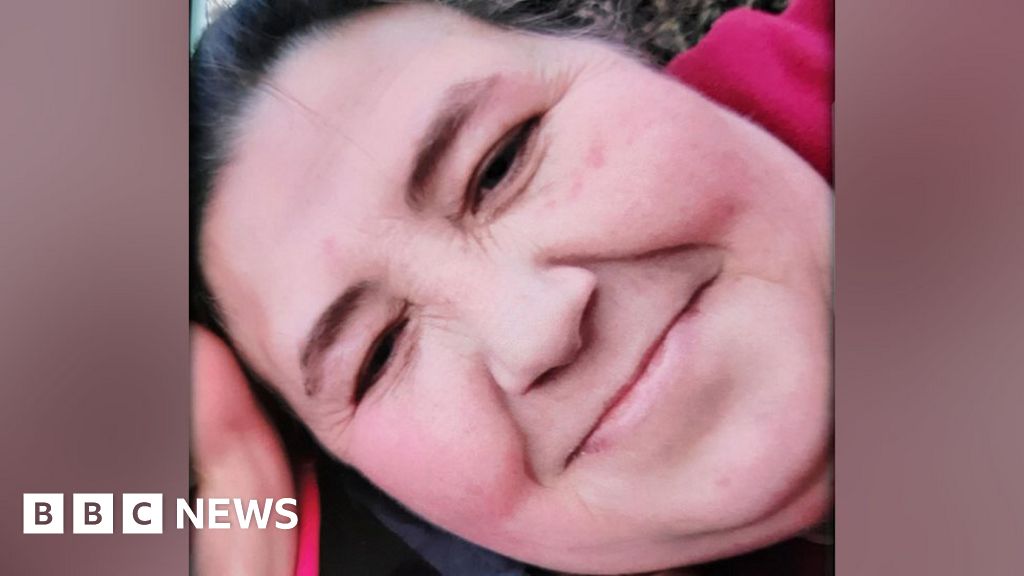 Petersfield death: Defendant admits killing mother but denies murder ...