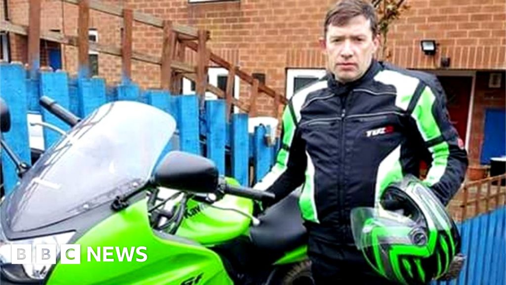 Nottingham gas explosion: Worker has leg amputated