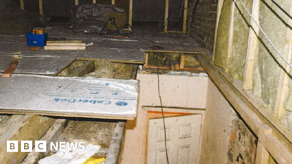 Swindon cowboy builder caused 'suffering and misery' - BBC News