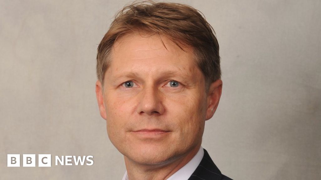 David Morris: Conservative MP's expenses probe dropped by police - BBC News