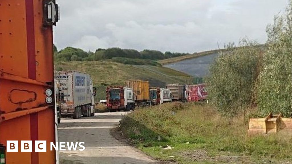 Nottinghamshire: Bin lorries queue across county border amid strike ...
