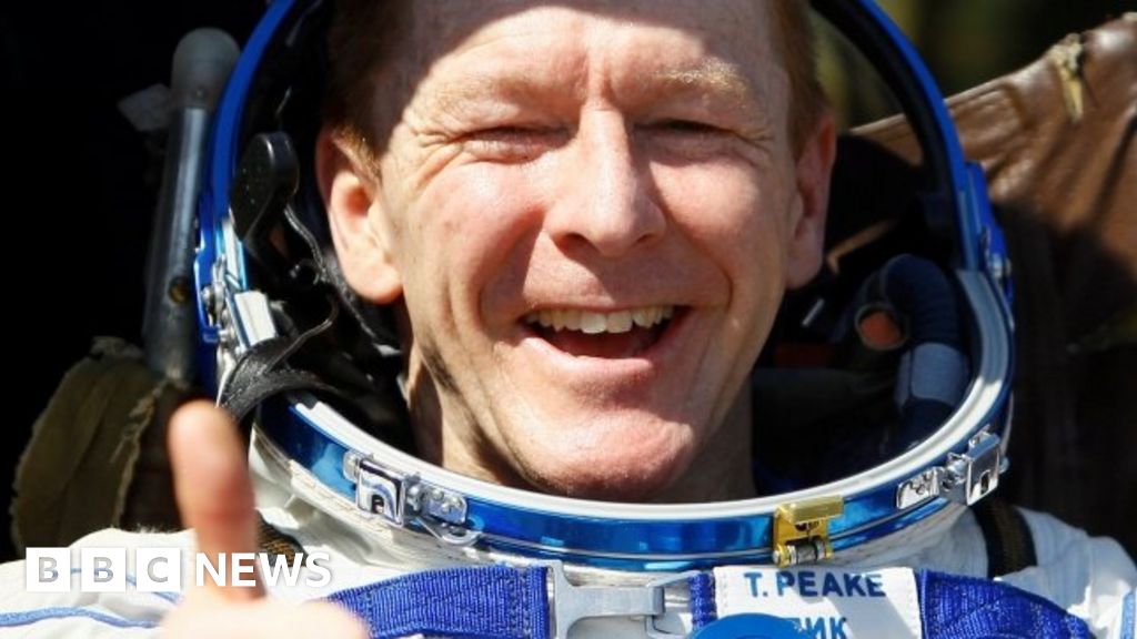 Peake returns to Earth: 'Best ride I've been on ever' - BBC News