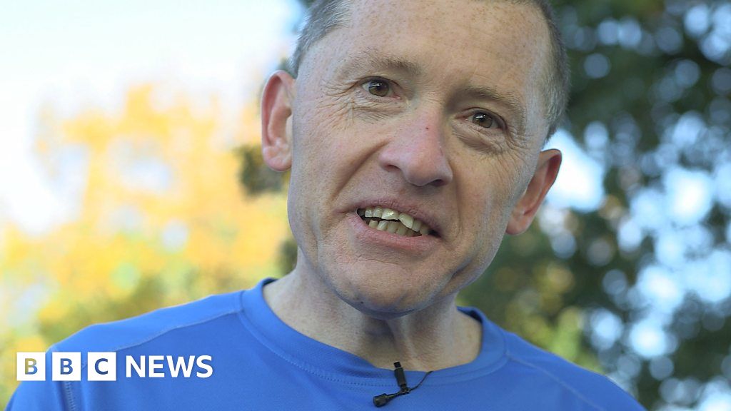 The runner who was brought back to life - BBC News