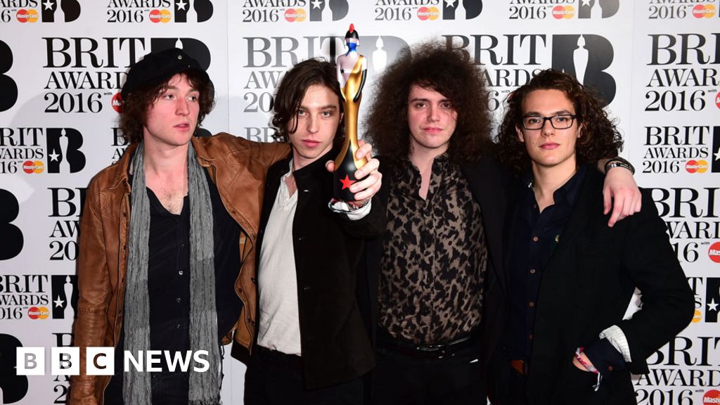 Brits: Llandudno band Catfish and the Bottlemen win award - BBC News