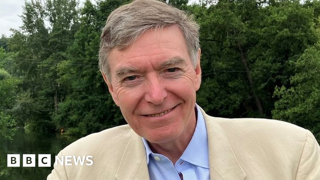 Shropshire MP Philip Dunne to stand down at next election - BBC News