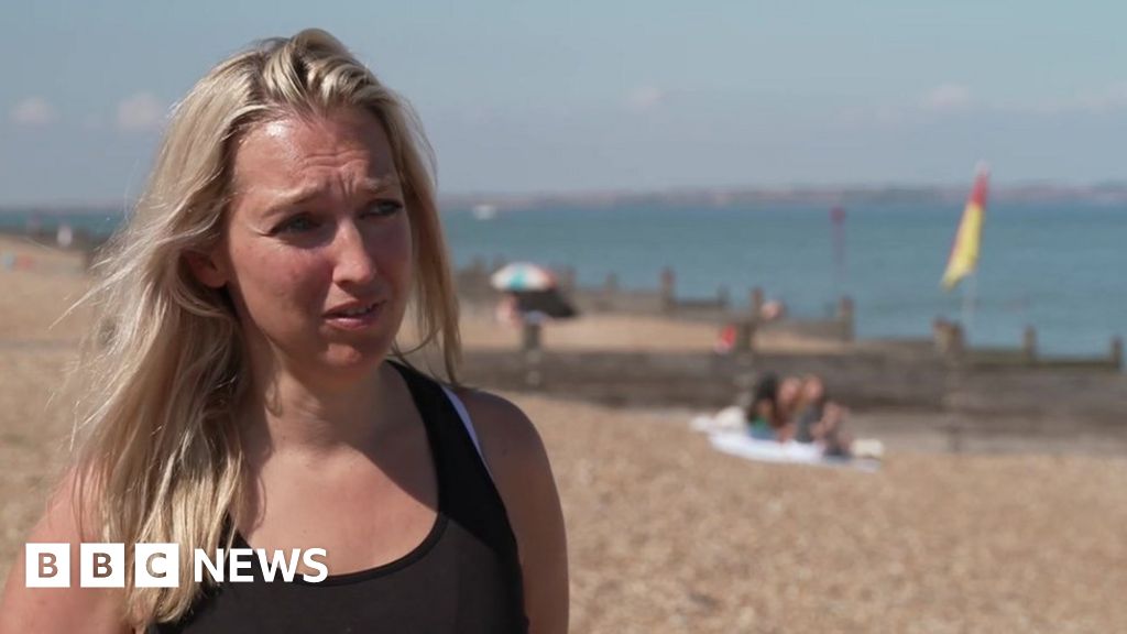 Whitstable campaigners call for action over raw sewage - BBC News