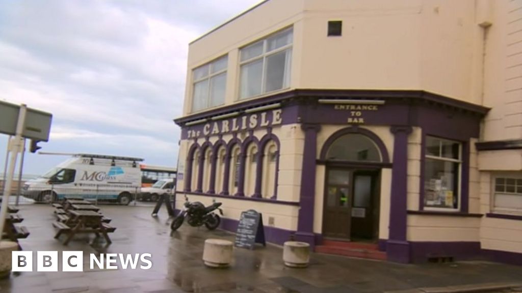 Eyeballs ruptured in 'ferocious Hells Angels attack' - BBC News