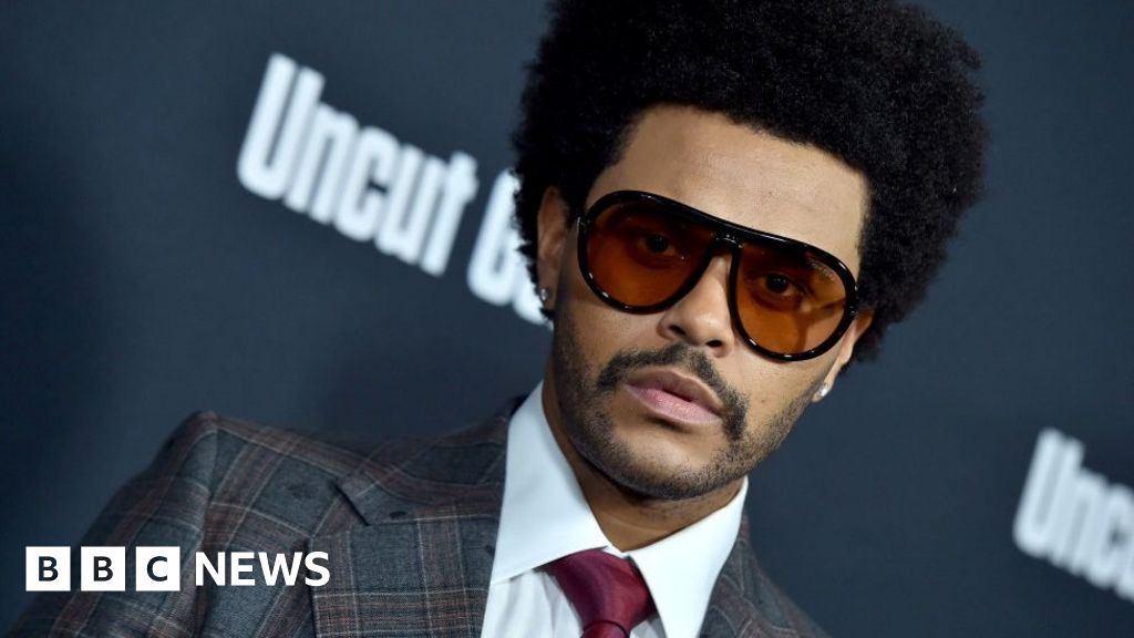 Tigray crisis: The Weeknd donates $1m to Ethiopians in conflict - BBC News