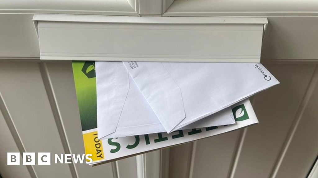 Villagers say Royal Mail deliveries are 'too few and too late' - BBC News