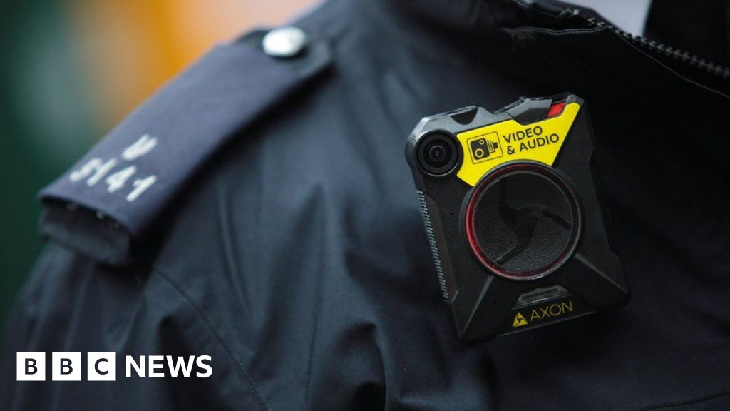 Body cameras issued to Cambridgeshire road workers