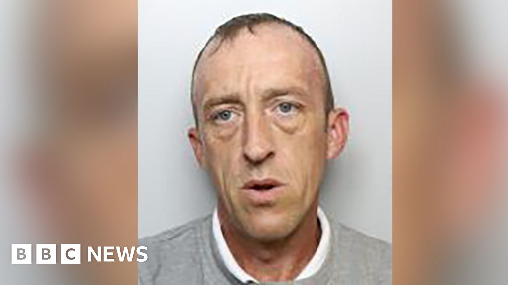 Huddersfield: Man jailed for historical sex abuse of girl, 6 - BBC News