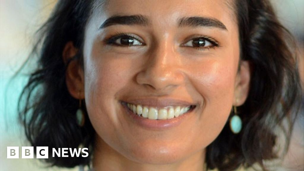 School where refugees are the teachers