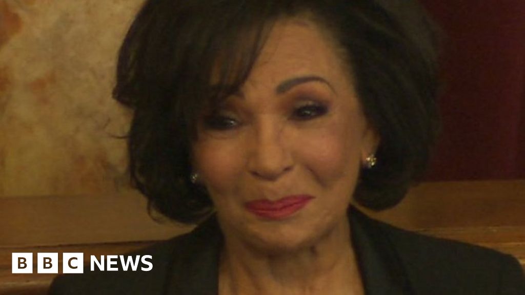Dame Shirley Bassey gets freedom of home city Cardiff