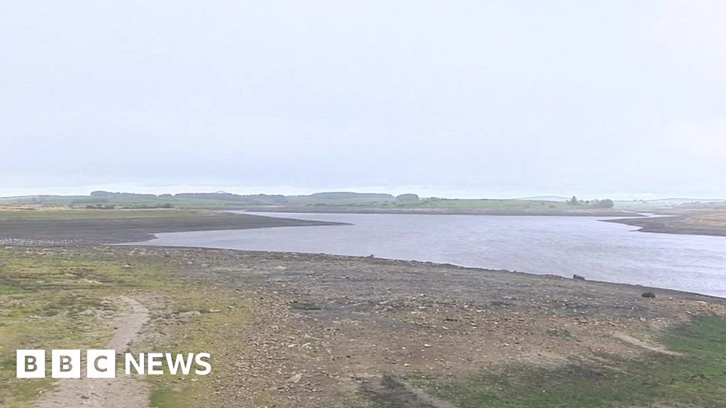 People in Cornwall offered £30 off water bills if reservoir rises - BBC ...