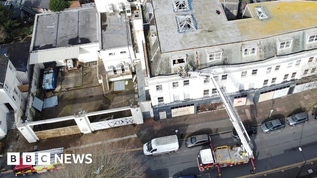 Eastbourne: Boy seriously hurt after falling through roof - BBC News
