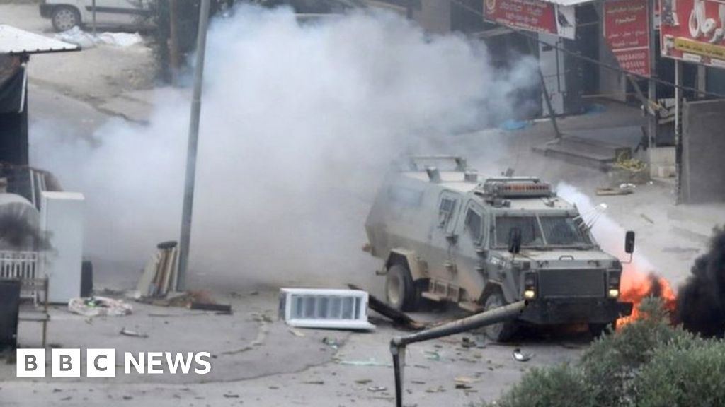 Six Palestinians killed in Israeli military raid in Jenin