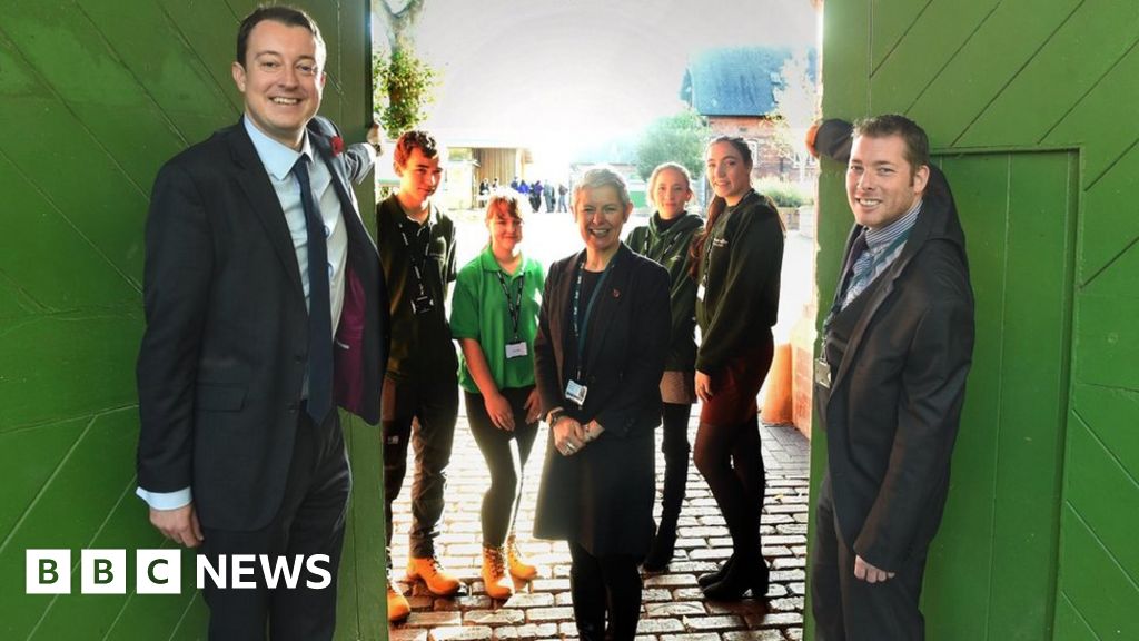 Stewart Park Victorian stable block opens as college - BBC News