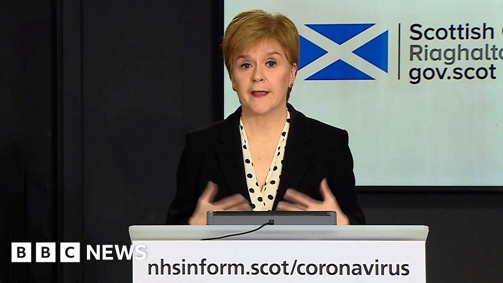 Nicola Sturgeon: Chief medical officer 'made mistake' - BBC News