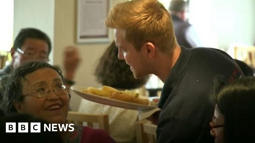 Yorkshire chippy popular with Chinese tourists