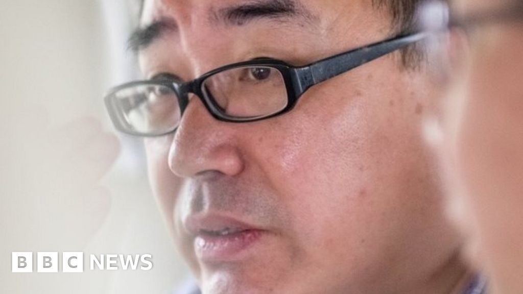 Yang Hengjun: China holds Australian writer for 'criminal activity ...
