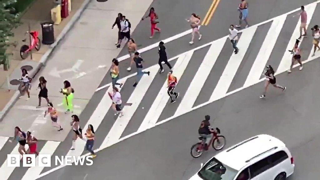 'Gun' sparks panic at Washington gay pride parade